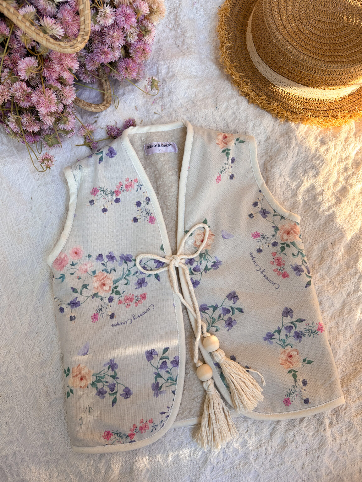 Chaleco Camelia – Ciervos & Cerezos